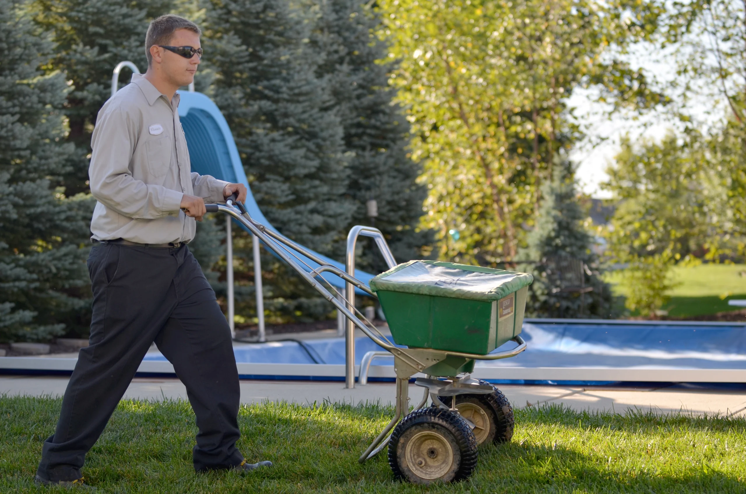 Indianapolis Lawn Fertilization - Calvin Landscape