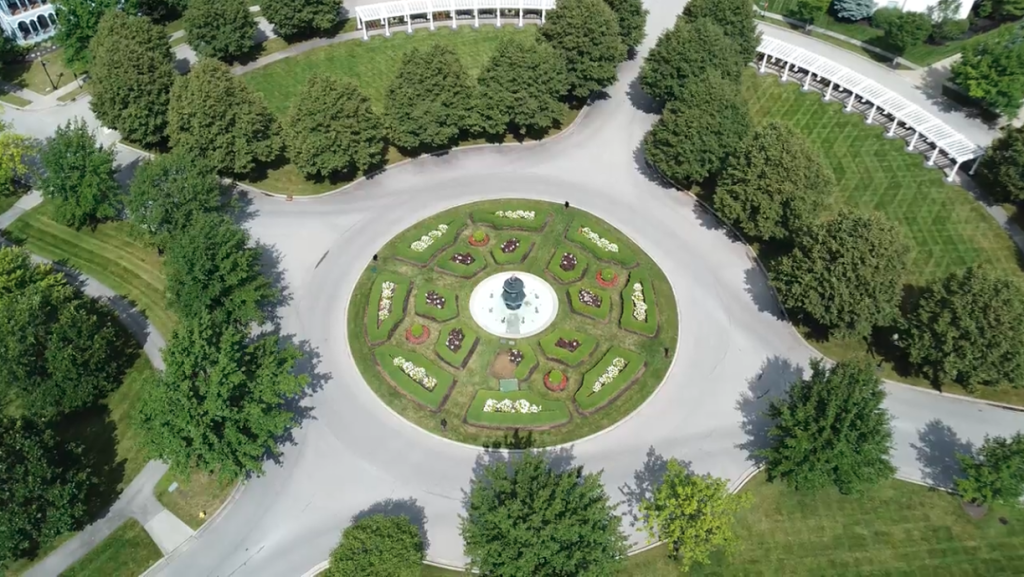 Award Winning Indianapolis Landscaper - Calvin Landscape